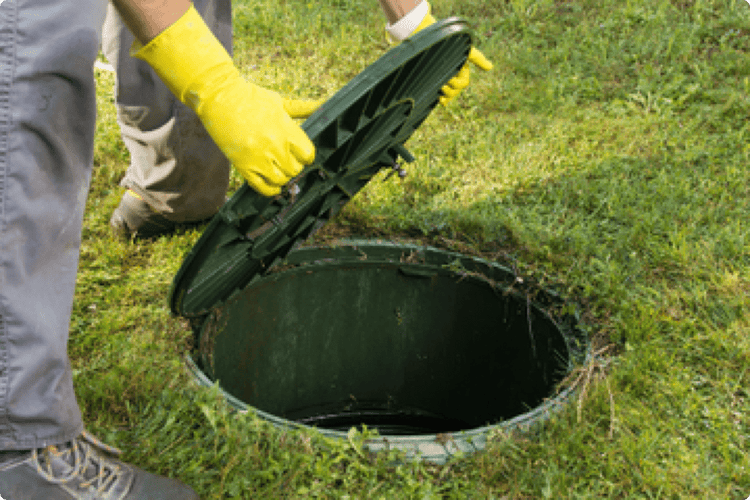 Prepare Your Septic Tank for Winter – BARR Plastics